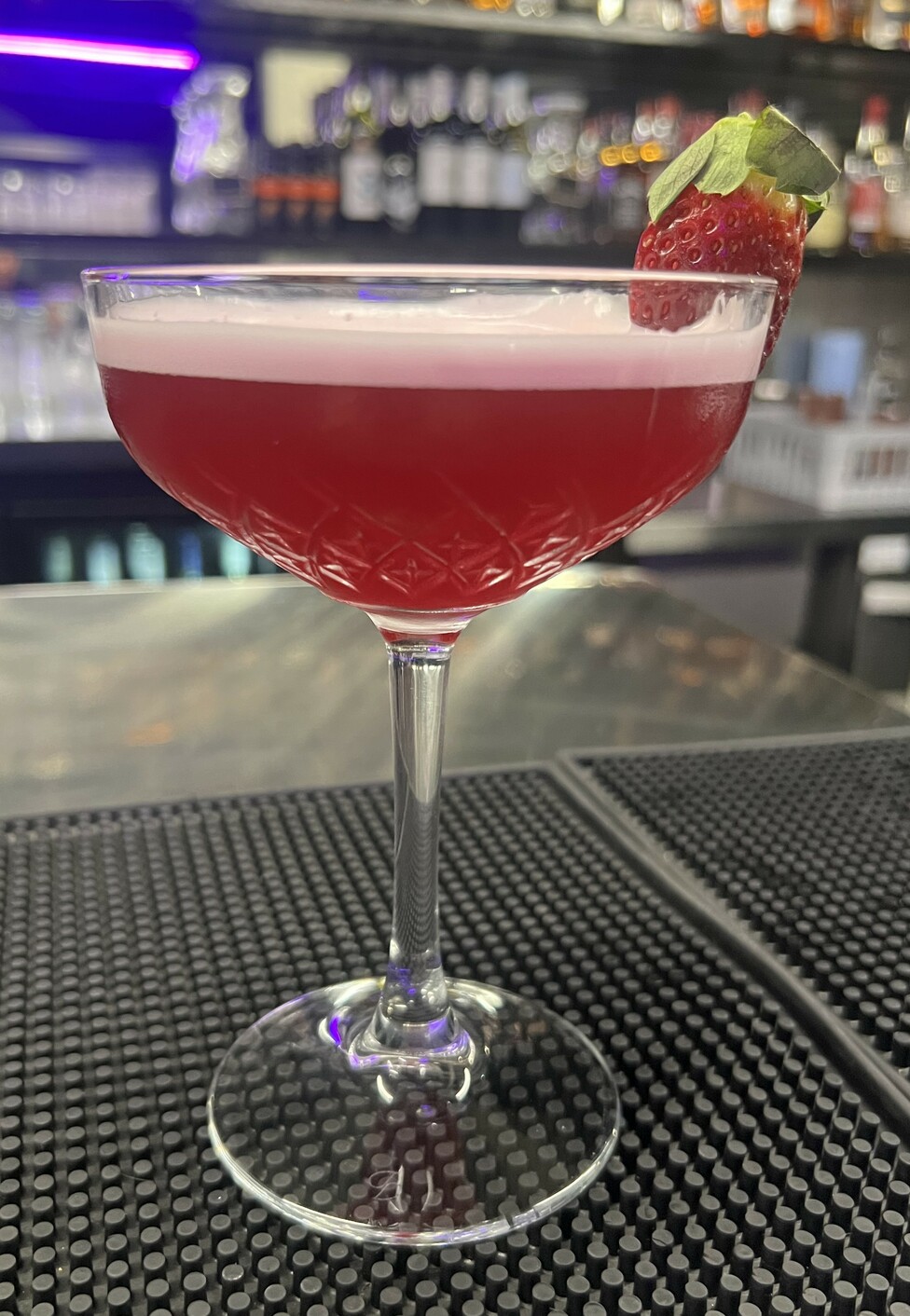 Affinity Bar Burleigh - Boutique Cocktail Bar with Nightclub Vibes ...